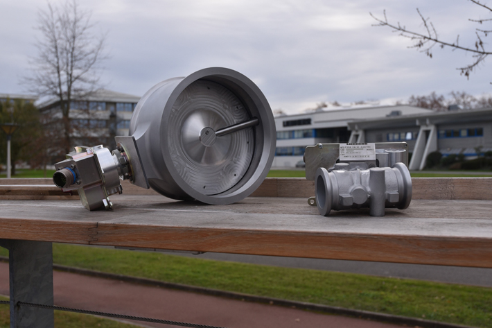 Electrical smart valves development for air systems | Liebherr