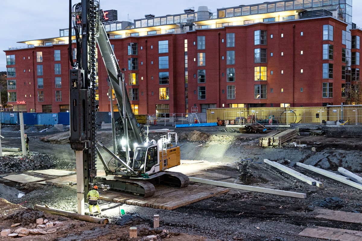 Precast Concrete Piles Driving