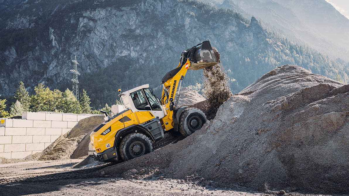 Liebherr on your site – then and now | Liebherr