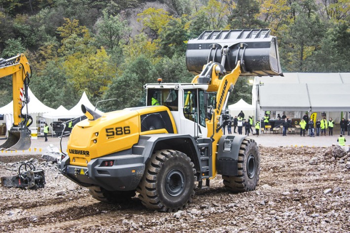 Liebherr Quarry Days attract over 1,000 visitors from all over the ...