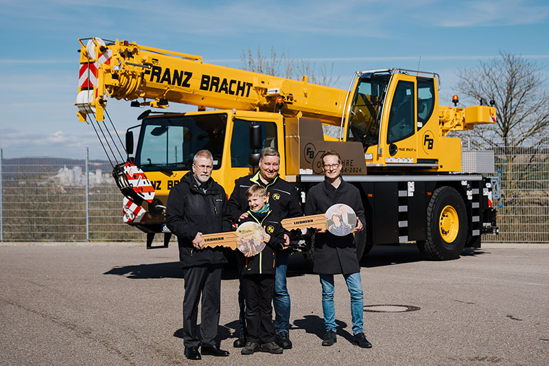 60 years of enthusiasm for heavy loads: Bracht takes delivery of ...