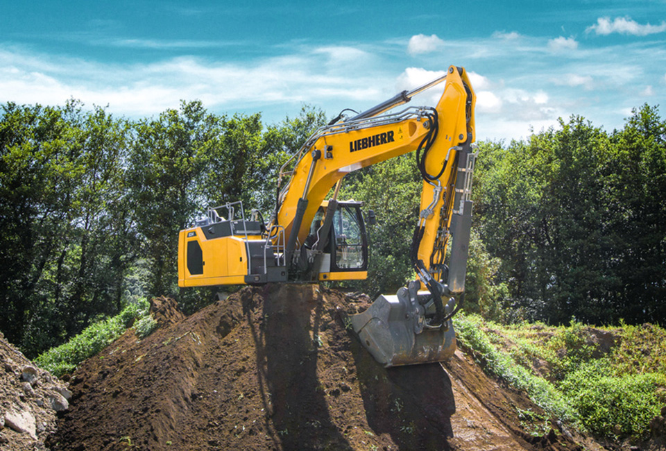 Earthmoving Equipment Solutions | Liebherr | Liebherr